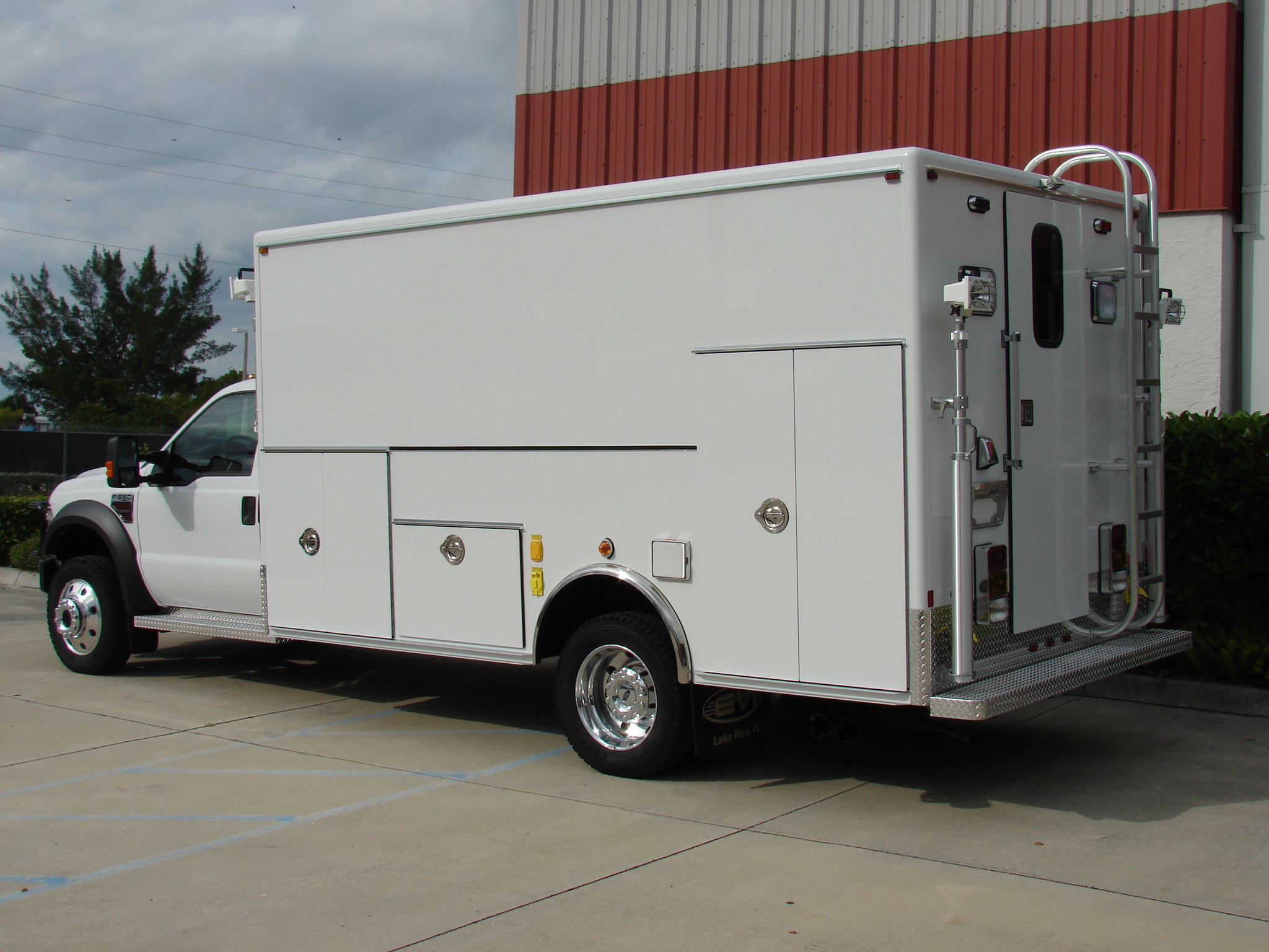 EVI Custom Specialty Vehicles | Drug Enforcement Administration (DEA)