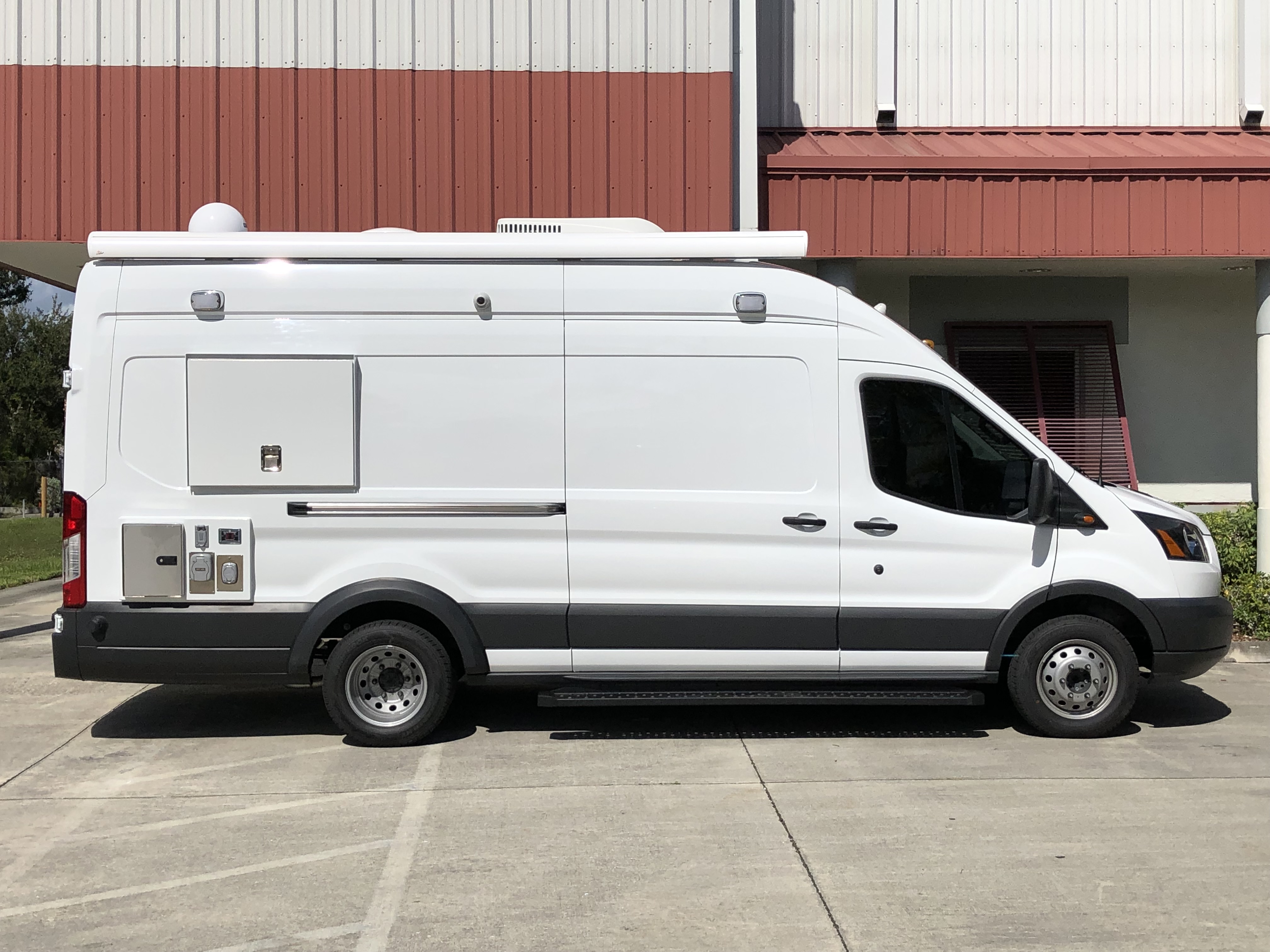 Camer Forensic Van - Miami-Dade PD | EVI