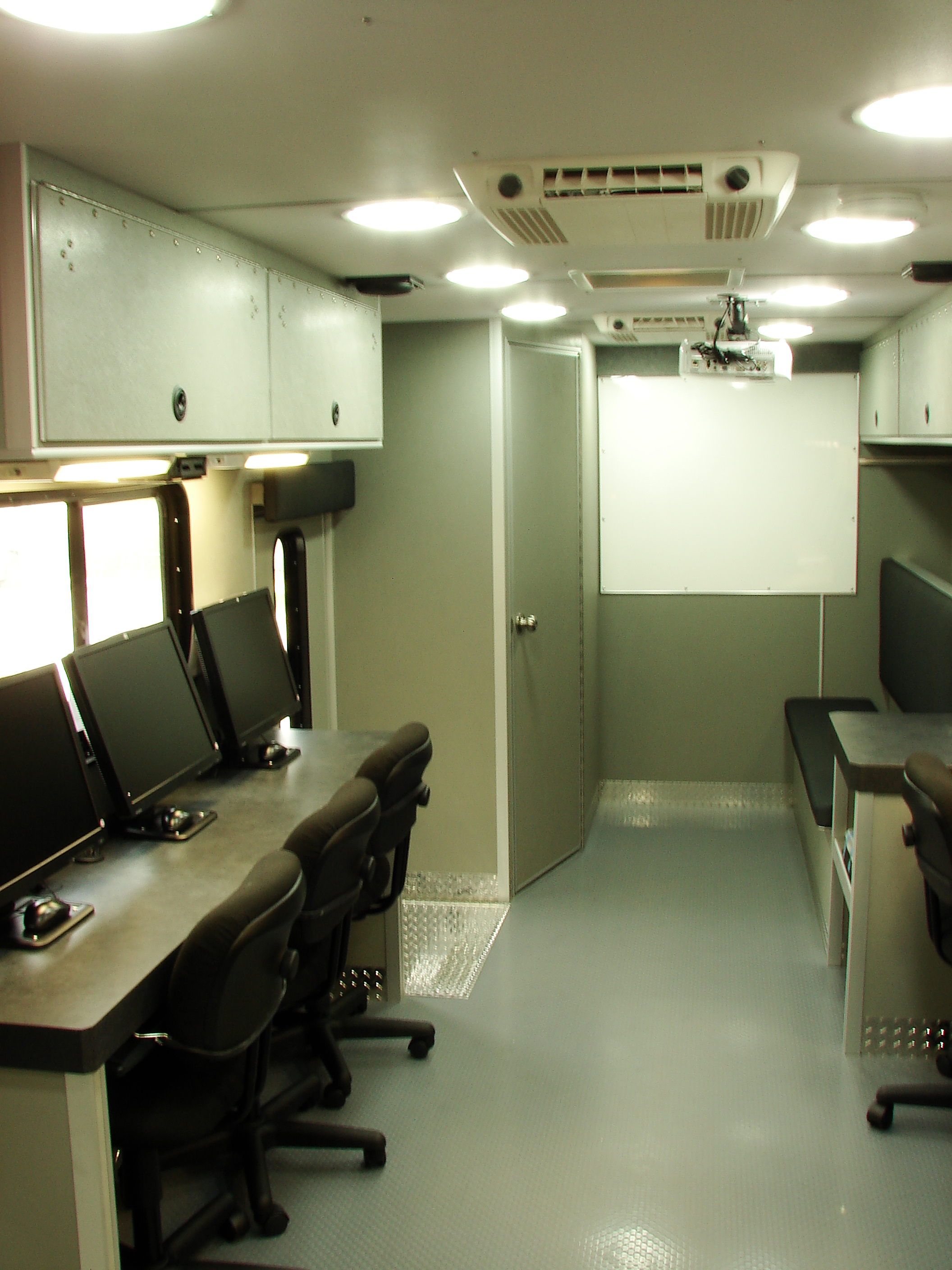 Mobile Command Step Van Unit - Interamerican University of PR | EVI