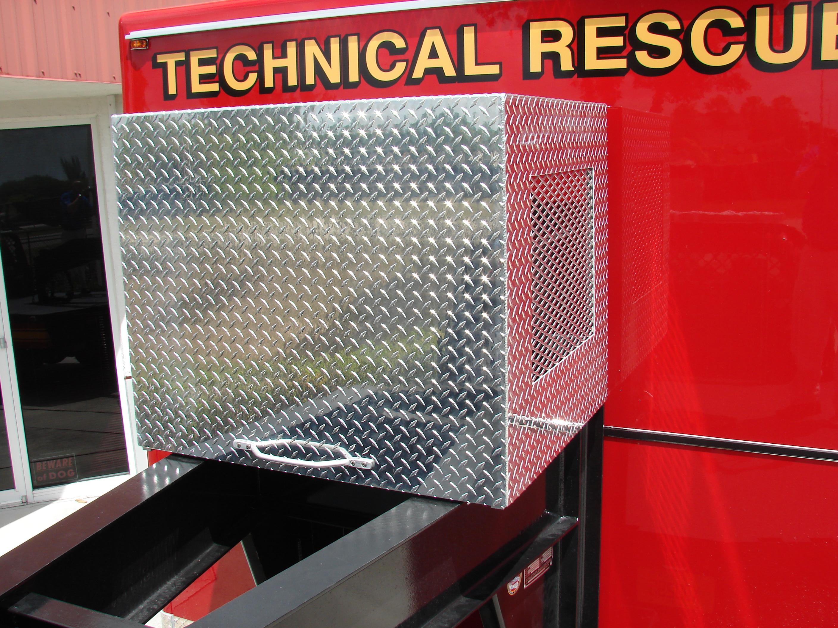 Specialty Vehicles - Fire Rescue | EVI