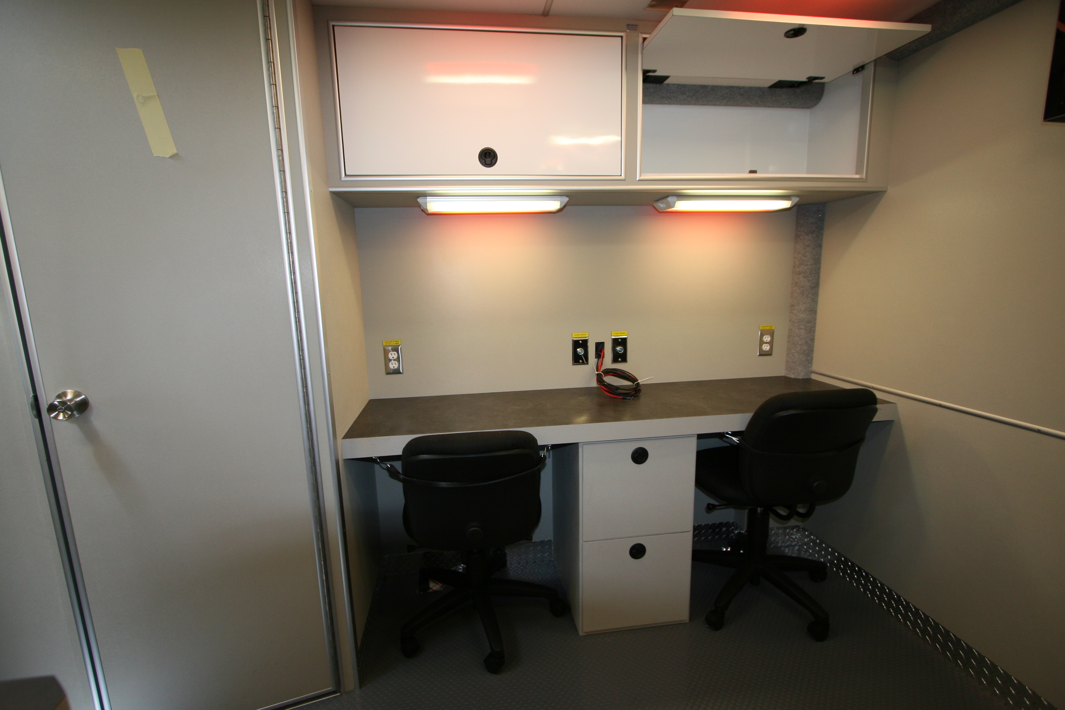 Mobile Command Vehicle - City of Durham Police Deprt.| EVI