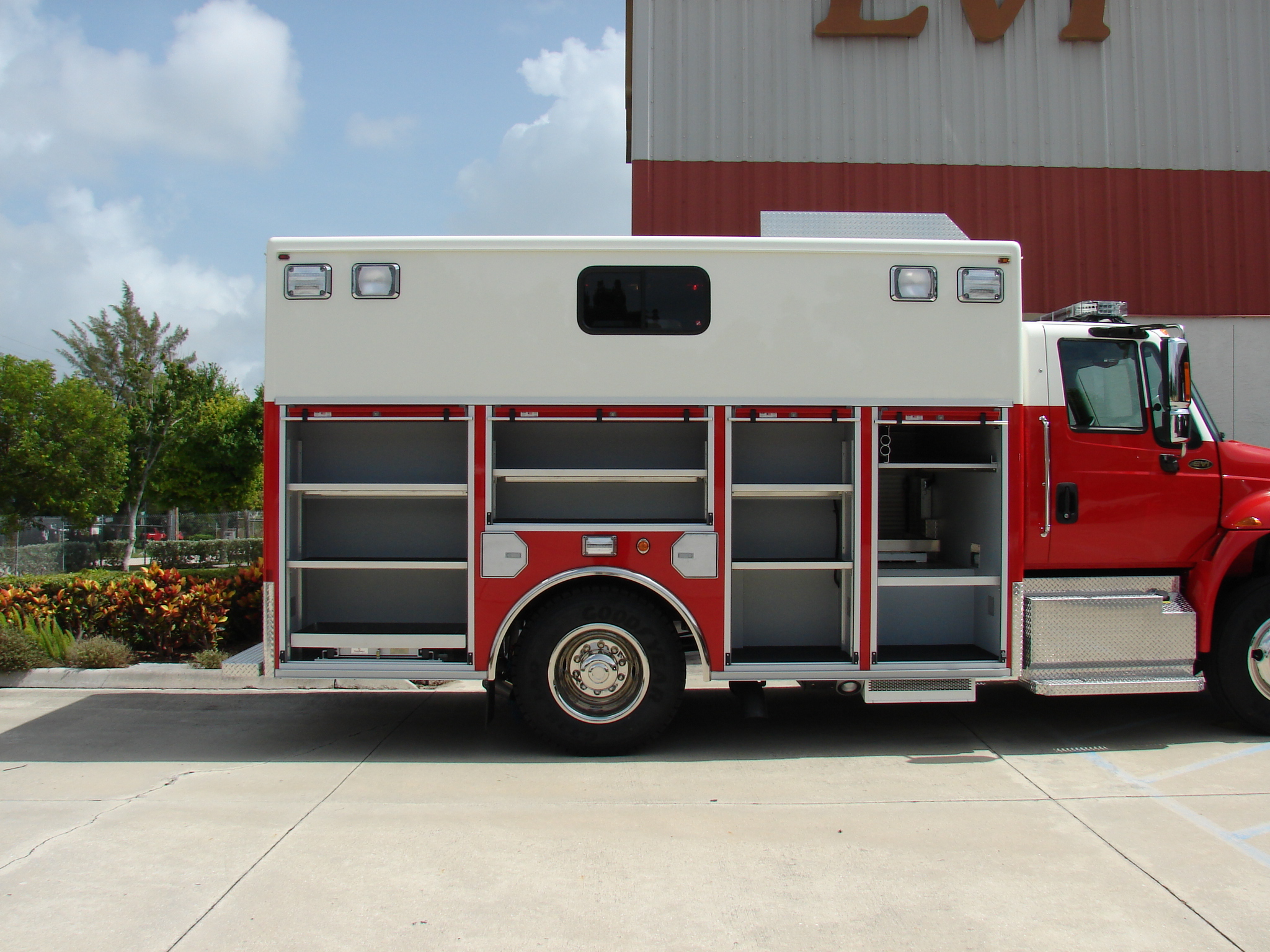 Walk-In Medium Rescue - Edge Hill Fire Comp. | EVI