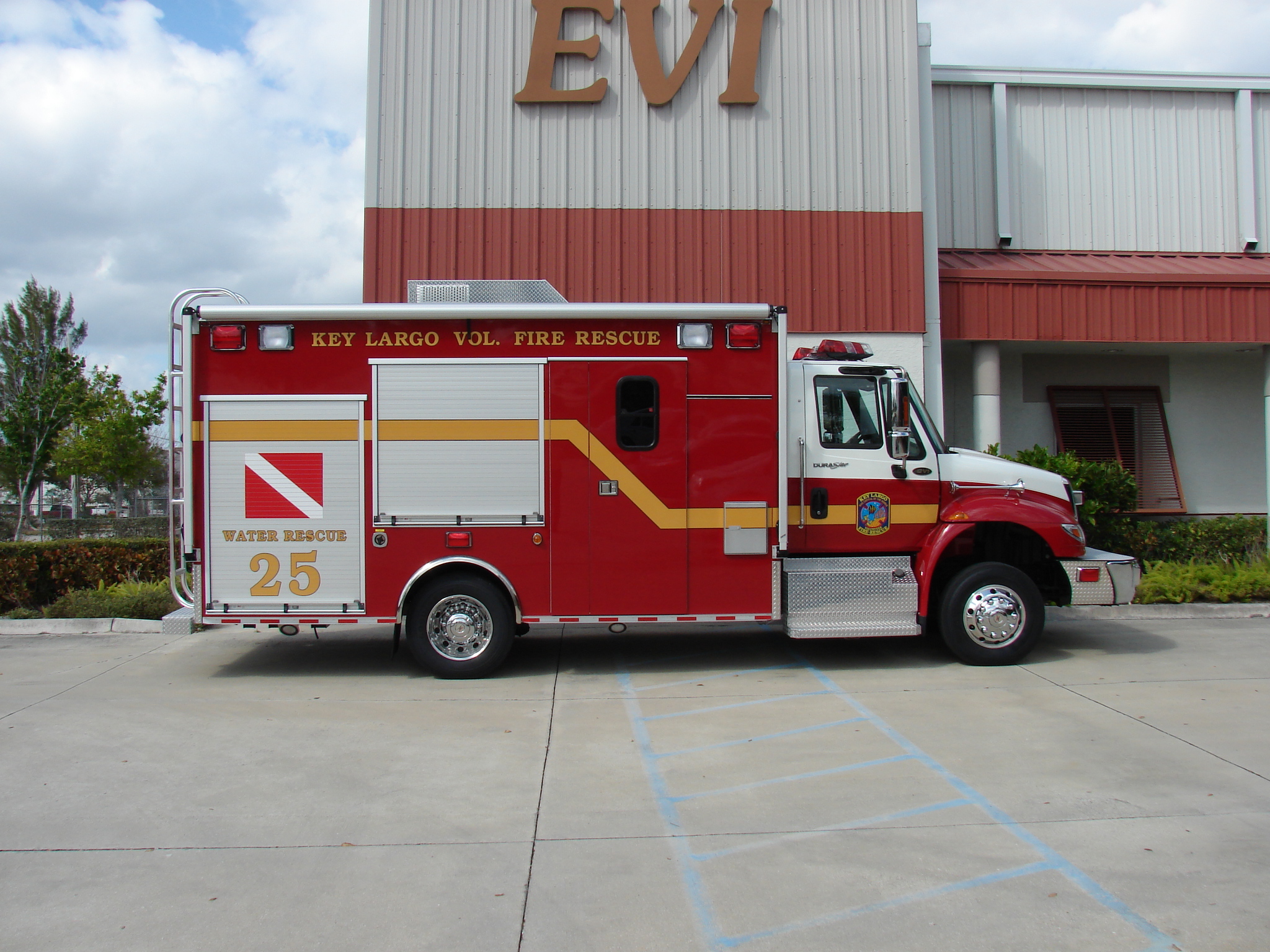 Dive Response - Emergency Service Vehicles - Fire Rescue | EVI