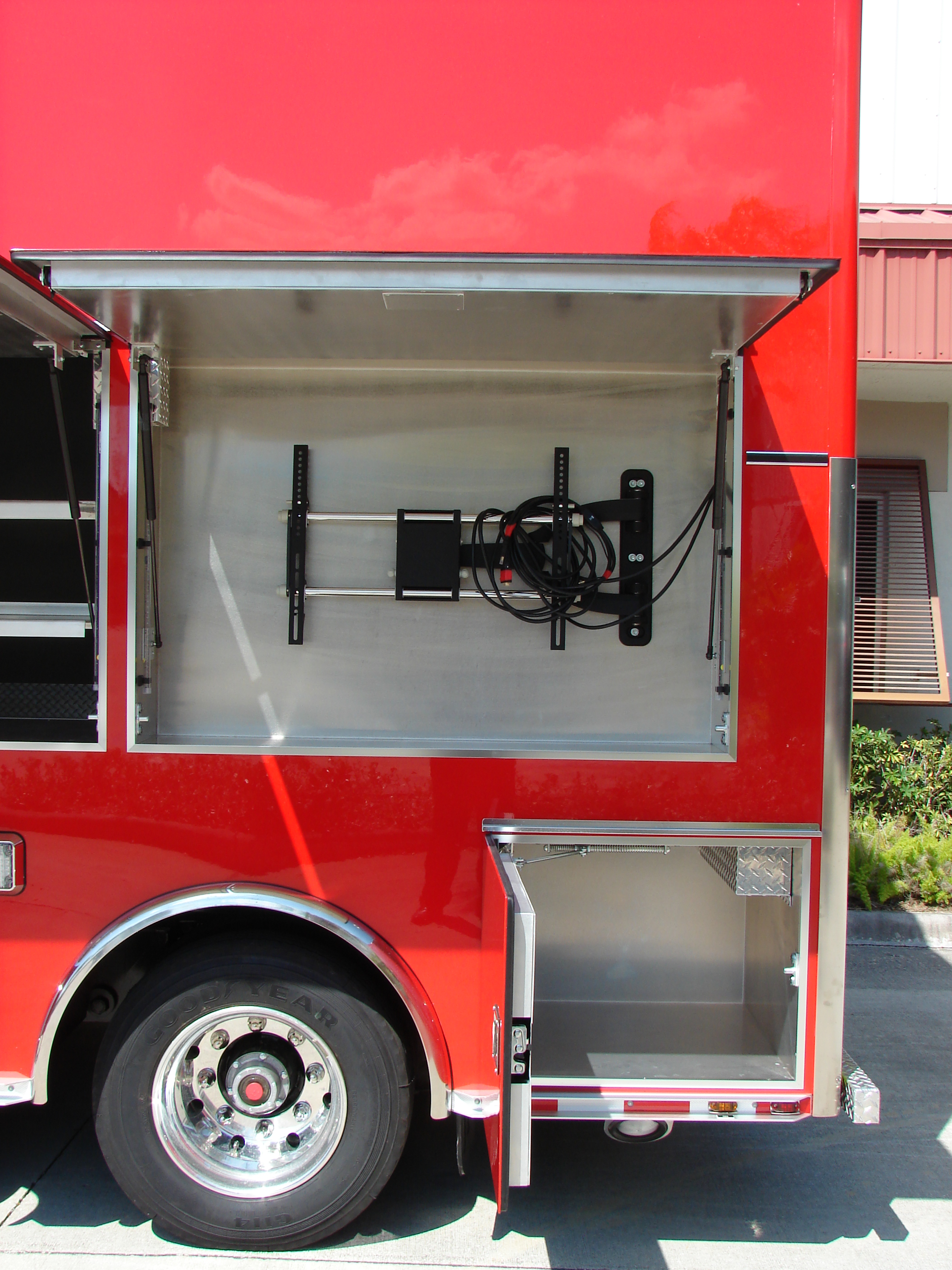 Hazmat Trailer - Los Angeles County | EVI