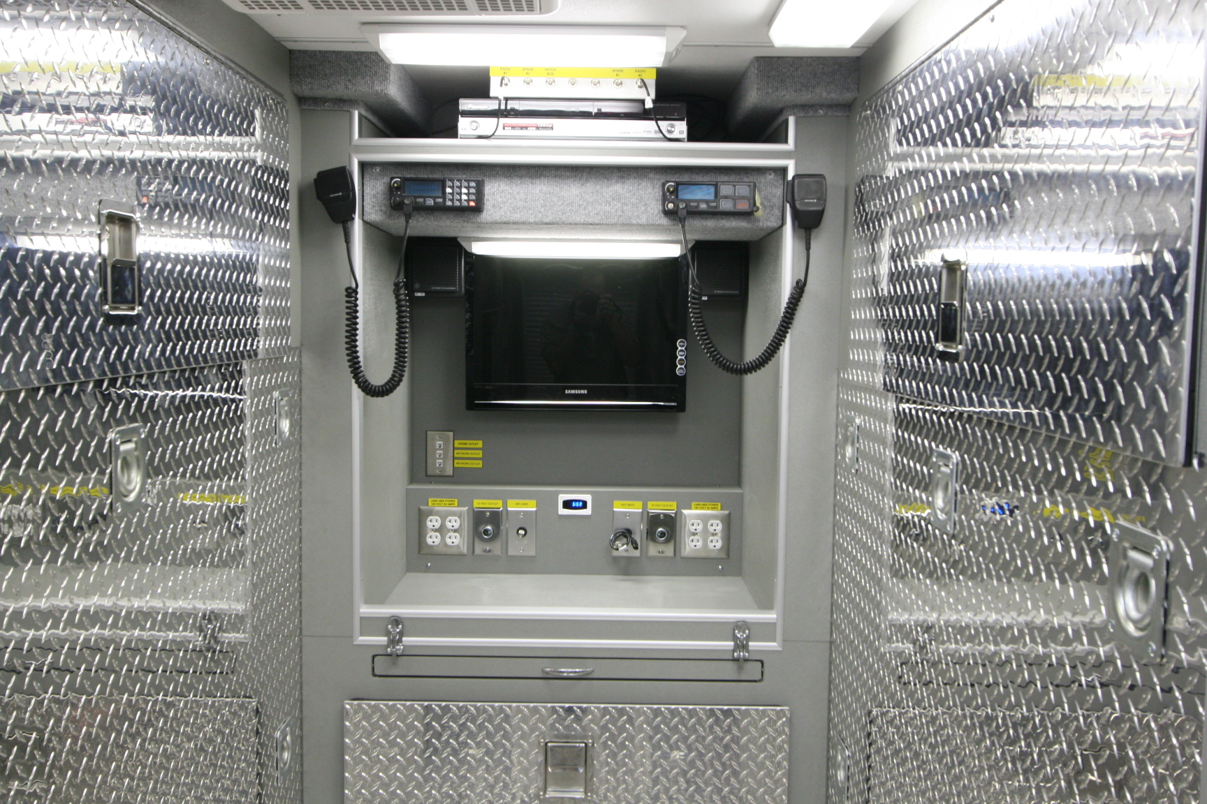 Tactical Command Vehicle - Honolulu Police Dept. | EVI