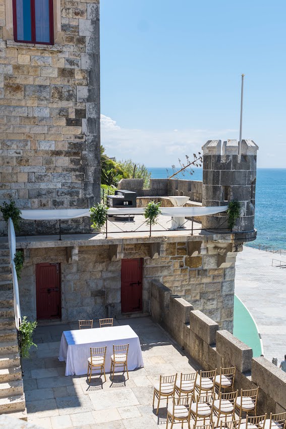 Forte da Cruz beach castle Portugal