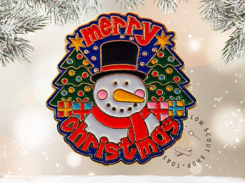 Merry Christmas Snowman Pin Badge (30mmx29.5mm) | MarshmallowScoutShop