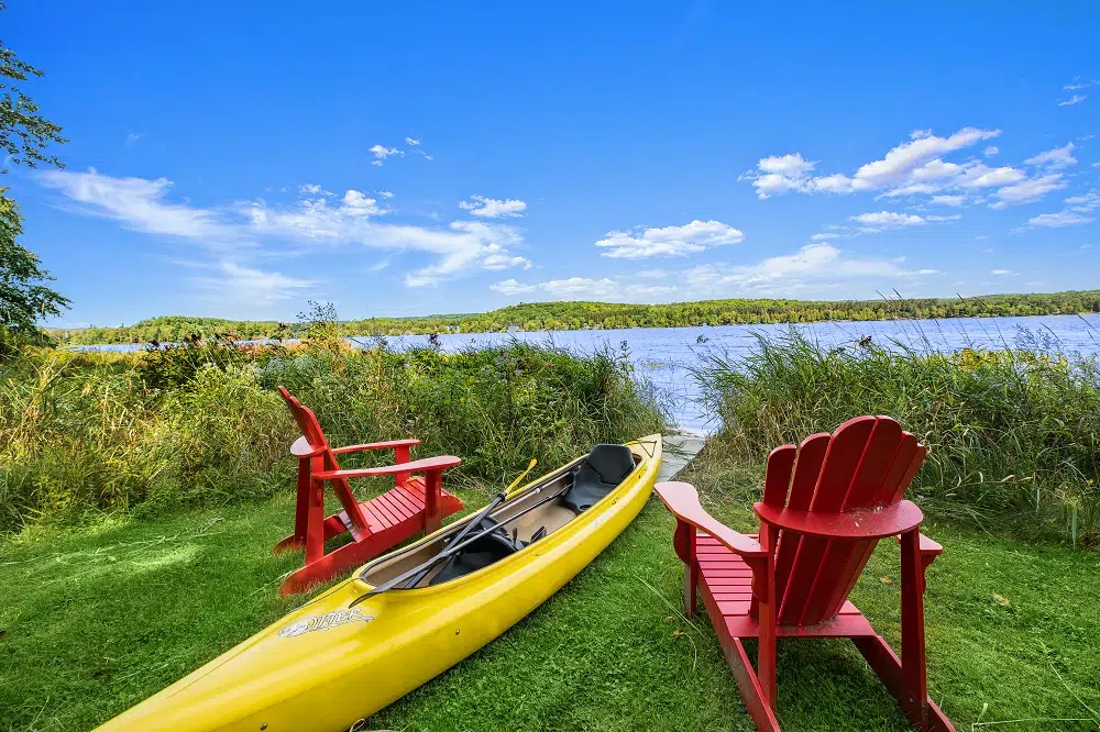 About | Hidden Hideouts