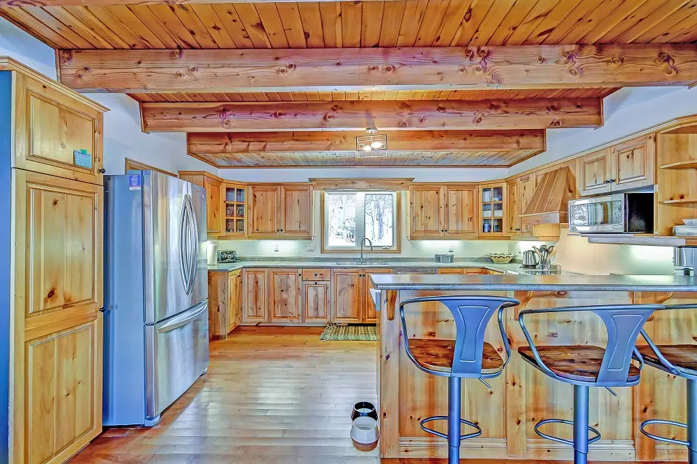 About | Hidden Hideouts