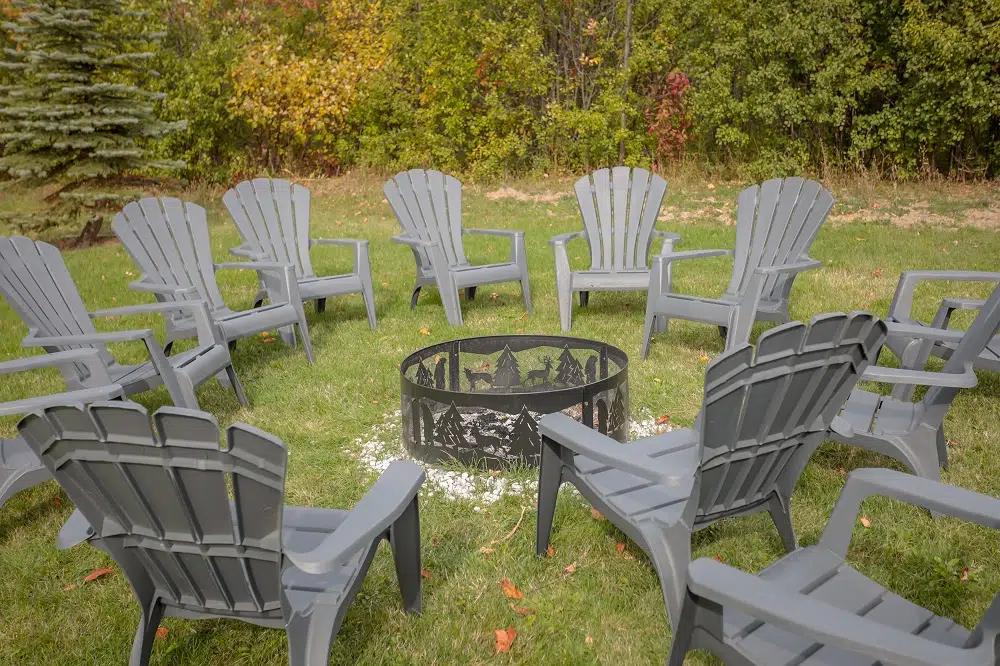 About | Hidden Hideouts