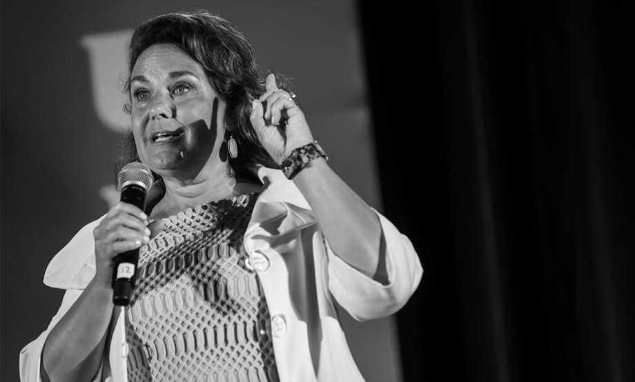 Annie Meehan | G.L. Berg Entertainment