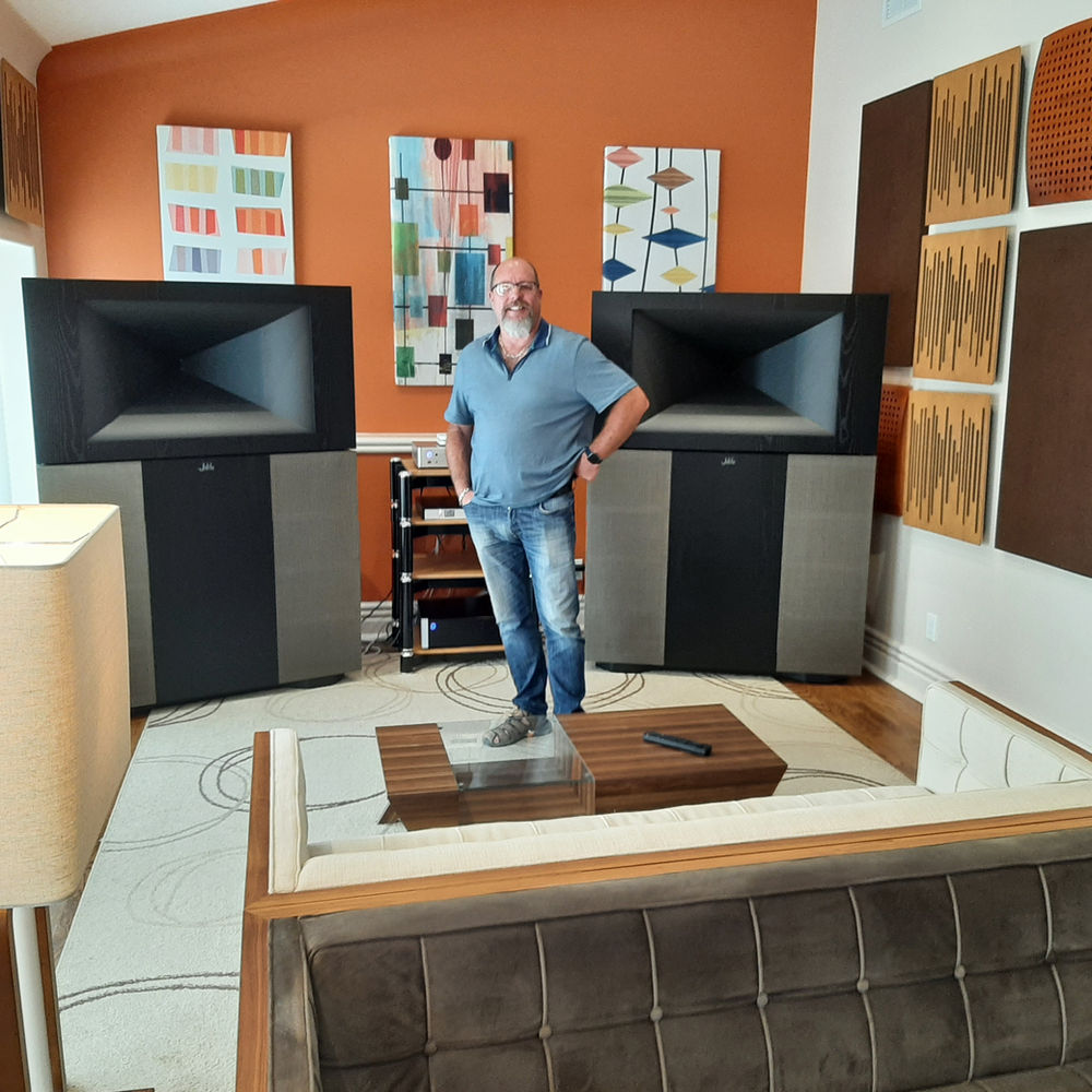 Members of Owners of Icon Audio visit Parts Connection | Audioarcan