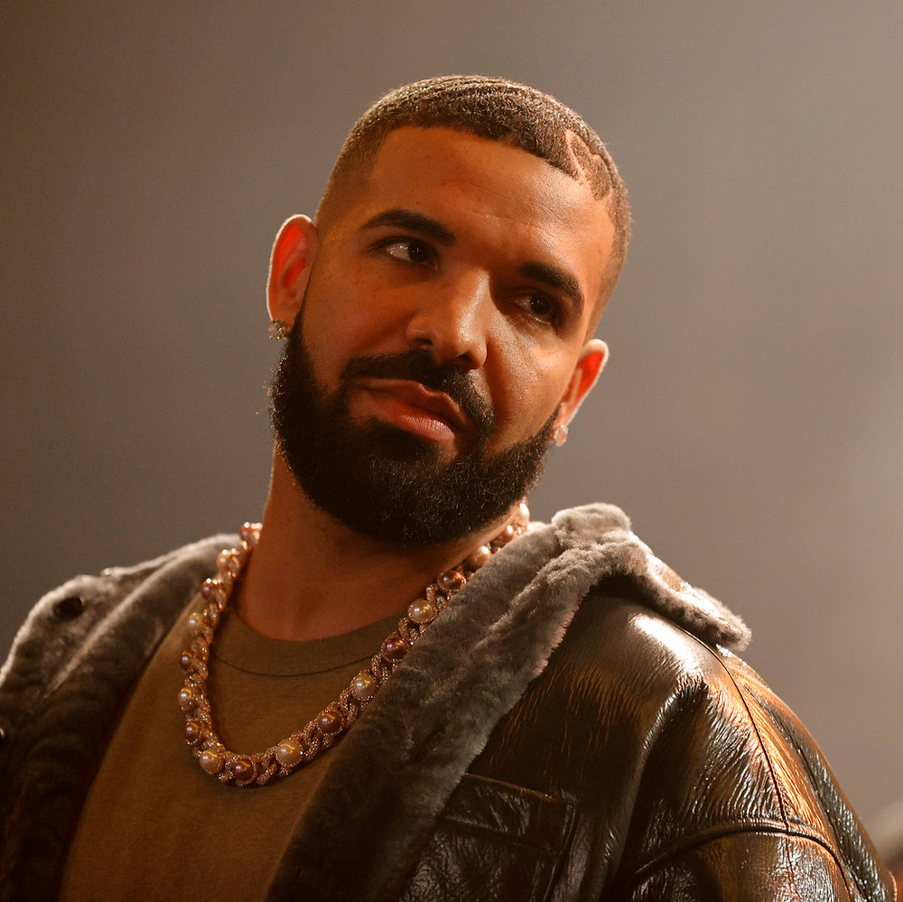Il rapper Drake regala 50.000 dollari ai un suoi fan