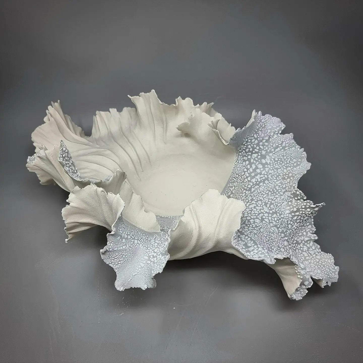 Wave Sculpture Bowl // 134 solgt | rikkelaursenceramics