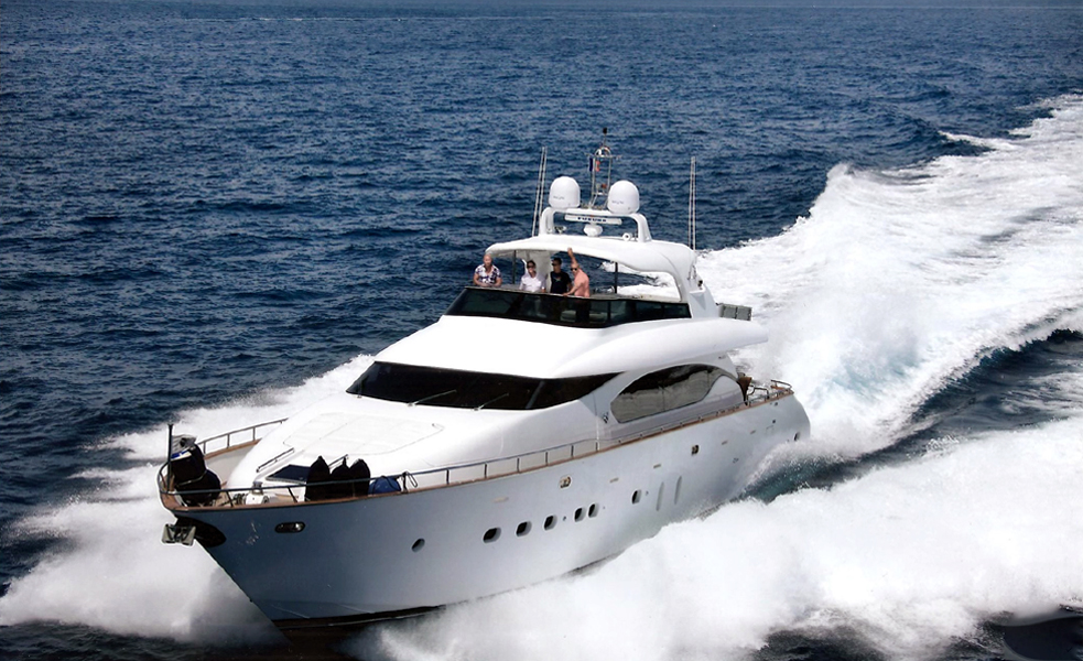 Medium Yachts : 30 m à 130 m | 75008 Paris | Webforjetset