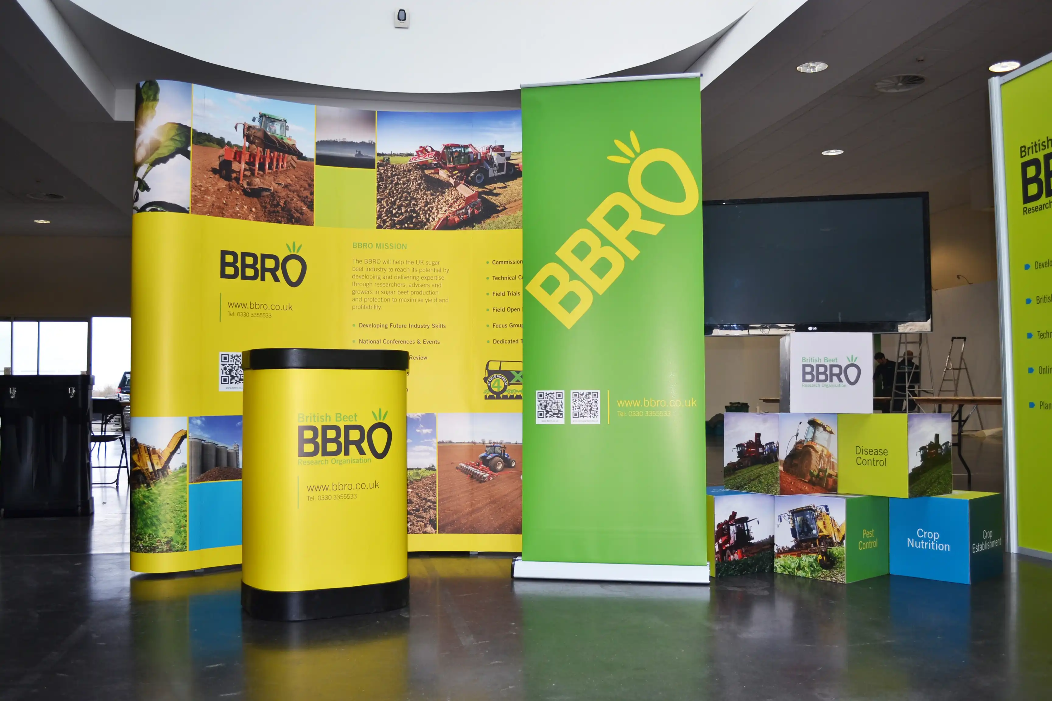 Pop Up Banners | John E Wright