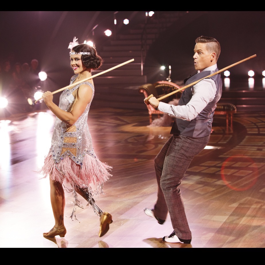 BIO | Kelly Cartwright