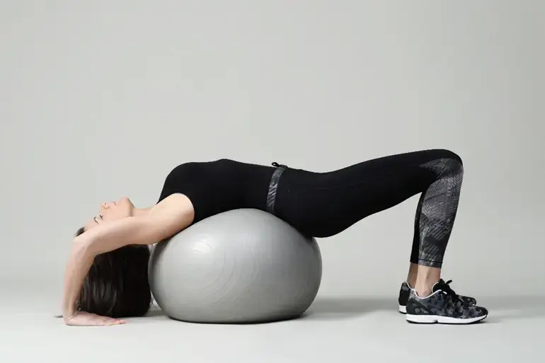 Physical Therapy for Hip Bursitis: A Comprehensive Guide | Miracle ...