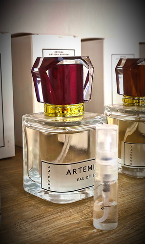 ARTEMIS Premium Perfume | KEPKINH