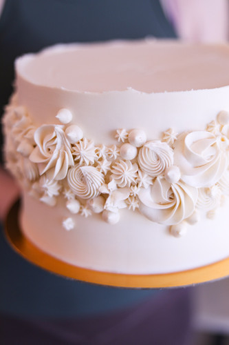 Eloise Cake | bittersweet-bakery