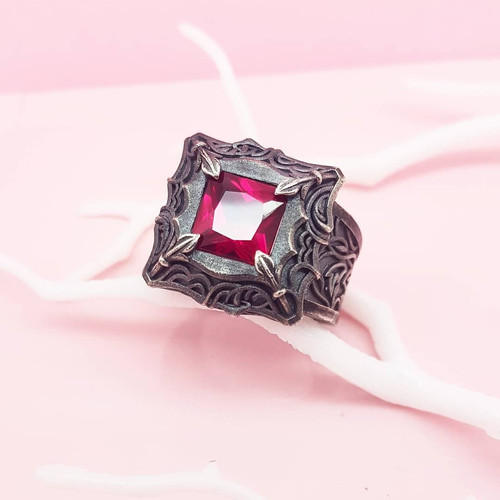 Bloodbite Ring | Hello Geek and Freak