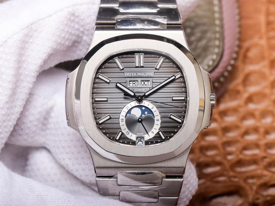 Patek Philippe Nautilus 5726A- 1:1 Superclone | Swissclones