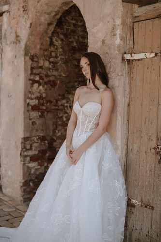 Flora | Samantha Woo Bride