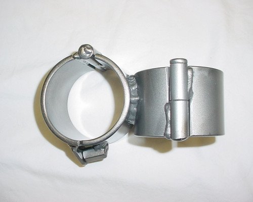 X-Cuffs – Welded Steel Wrist Shackles | Dungeon Delights