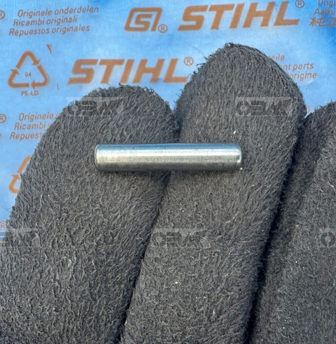 STIHL Genuine Throttle Trigger Pin fit many saws 044 to 881 #9371 470 ...