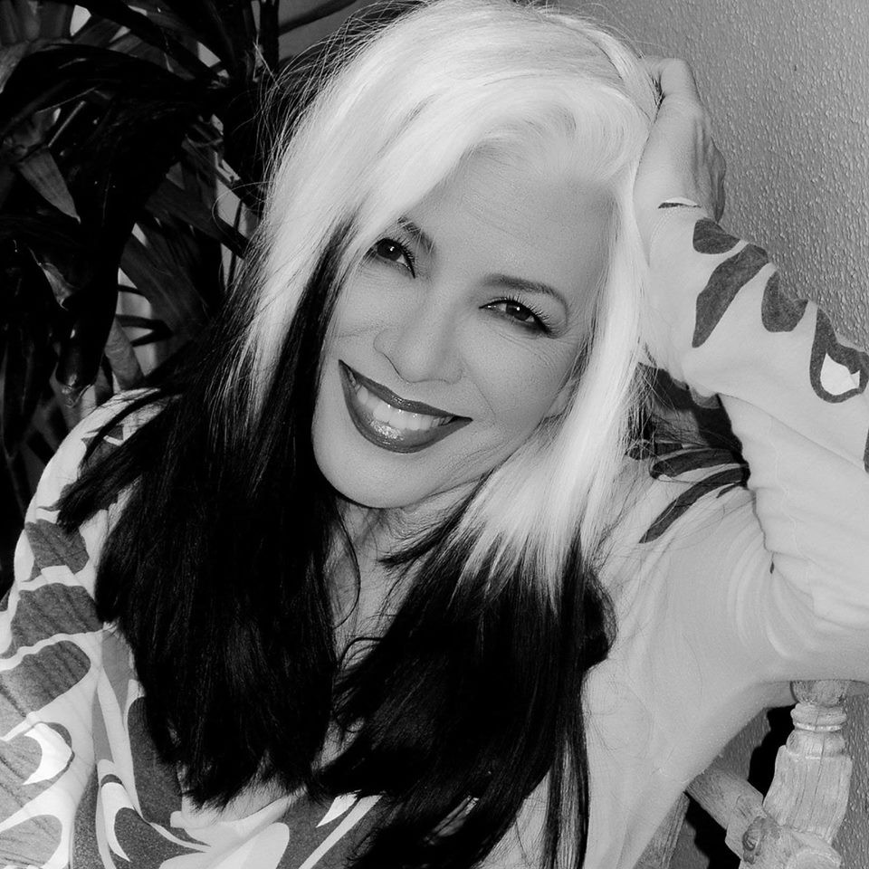 Brie Darling | Brie Howard Darling | BIO