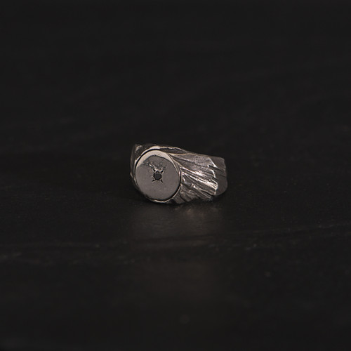 Enge Ring with black diamond | Gaspardhex.com