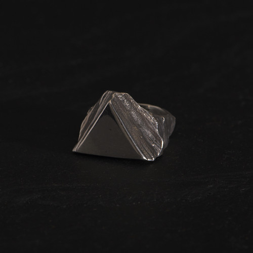 Triangle Seal Ring | Gaspardhex.com