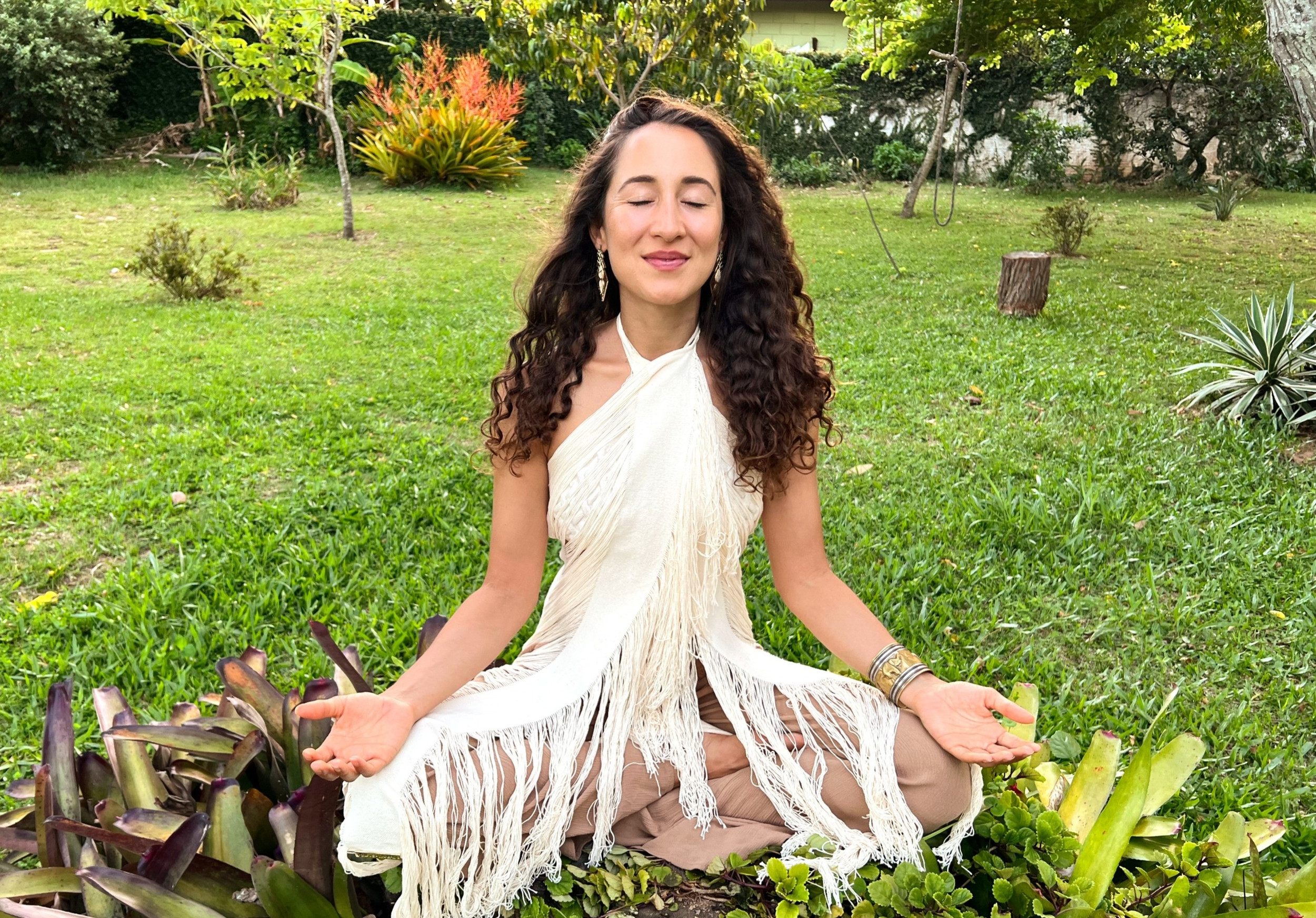 BECOMING A CHANNEL | Daniela Gil | Events