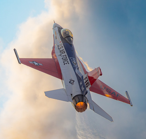 US Air Force Viper Demo Team | Afterburner Photogra