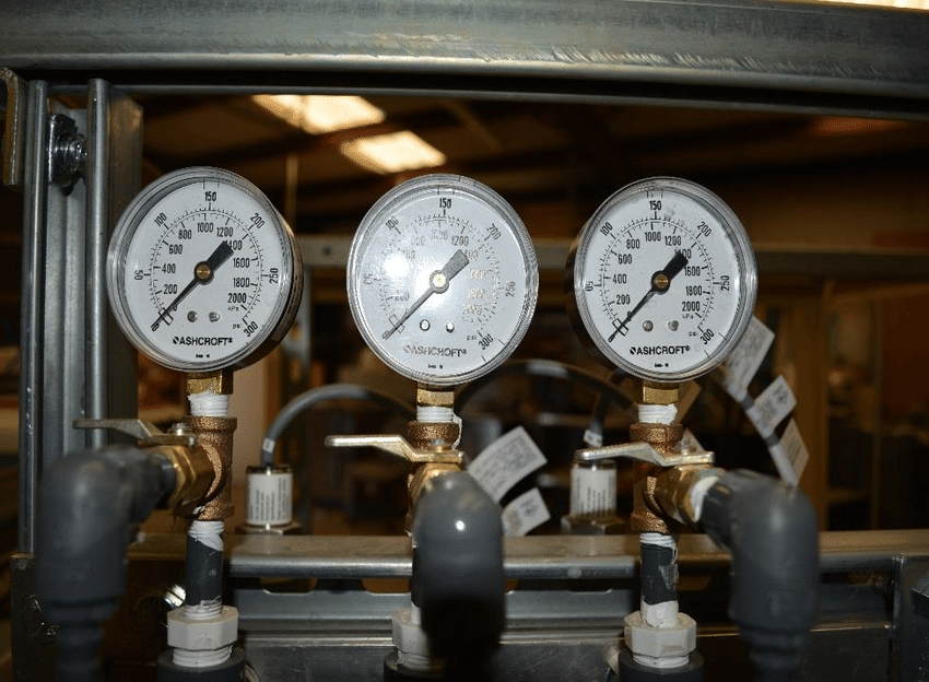 Pressure Instruments in Oil & Gas