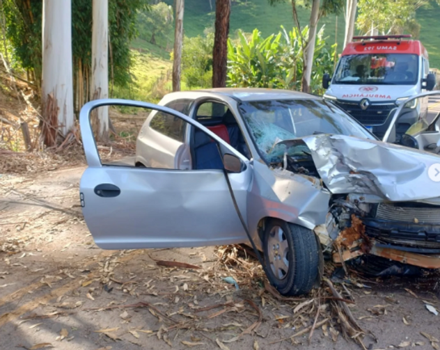 Mulher morre em grave acidente na MG-446 entre Nova Resende e Juruaia