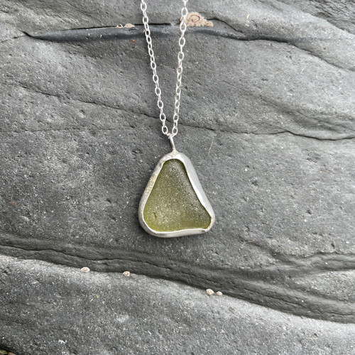 Ripple Pendant • Olive Green • Open Bezel | Epphaven Silver