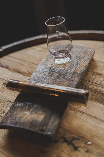 Stave Cigar and Glencairn Holder | Sideshow Spirits