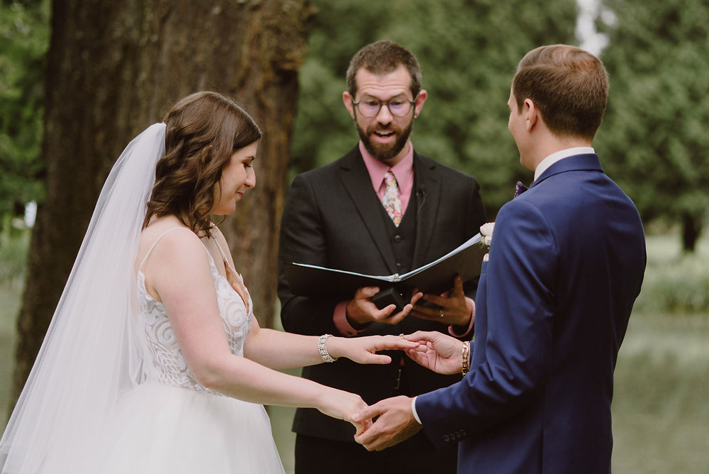 What is the Difference Between an Officiant and a Celebrant?