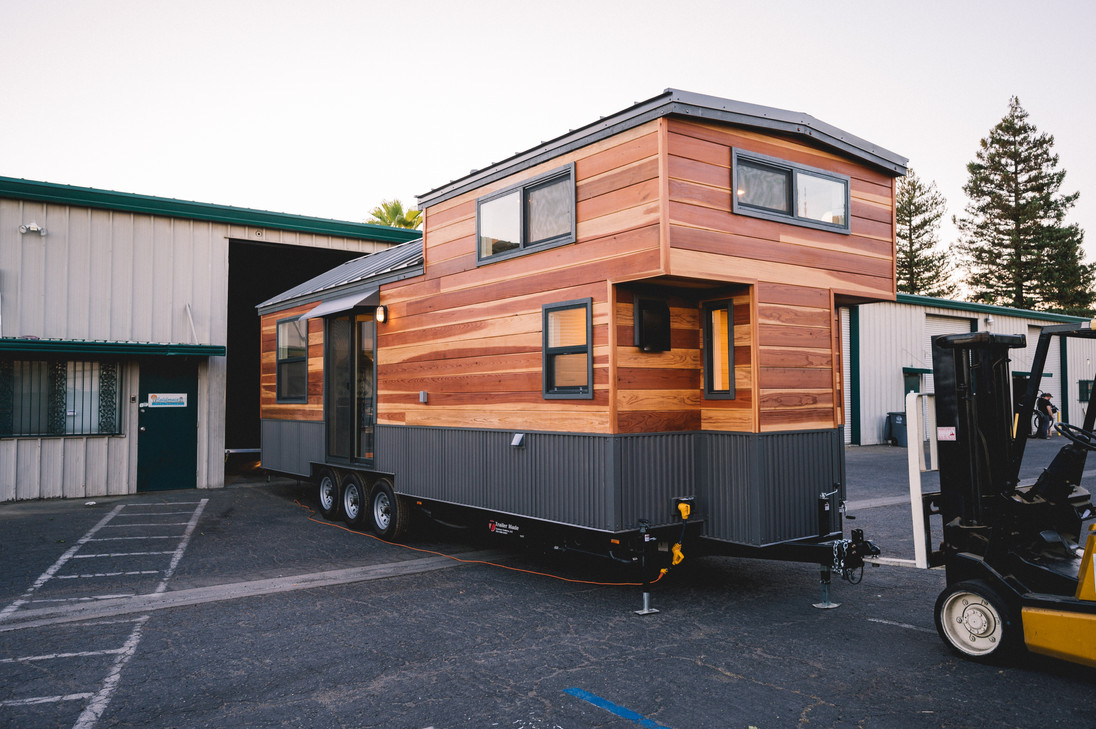 California Tiny House | United States | Tiny House Builders California Tiny House | United States | Tiny House Builders