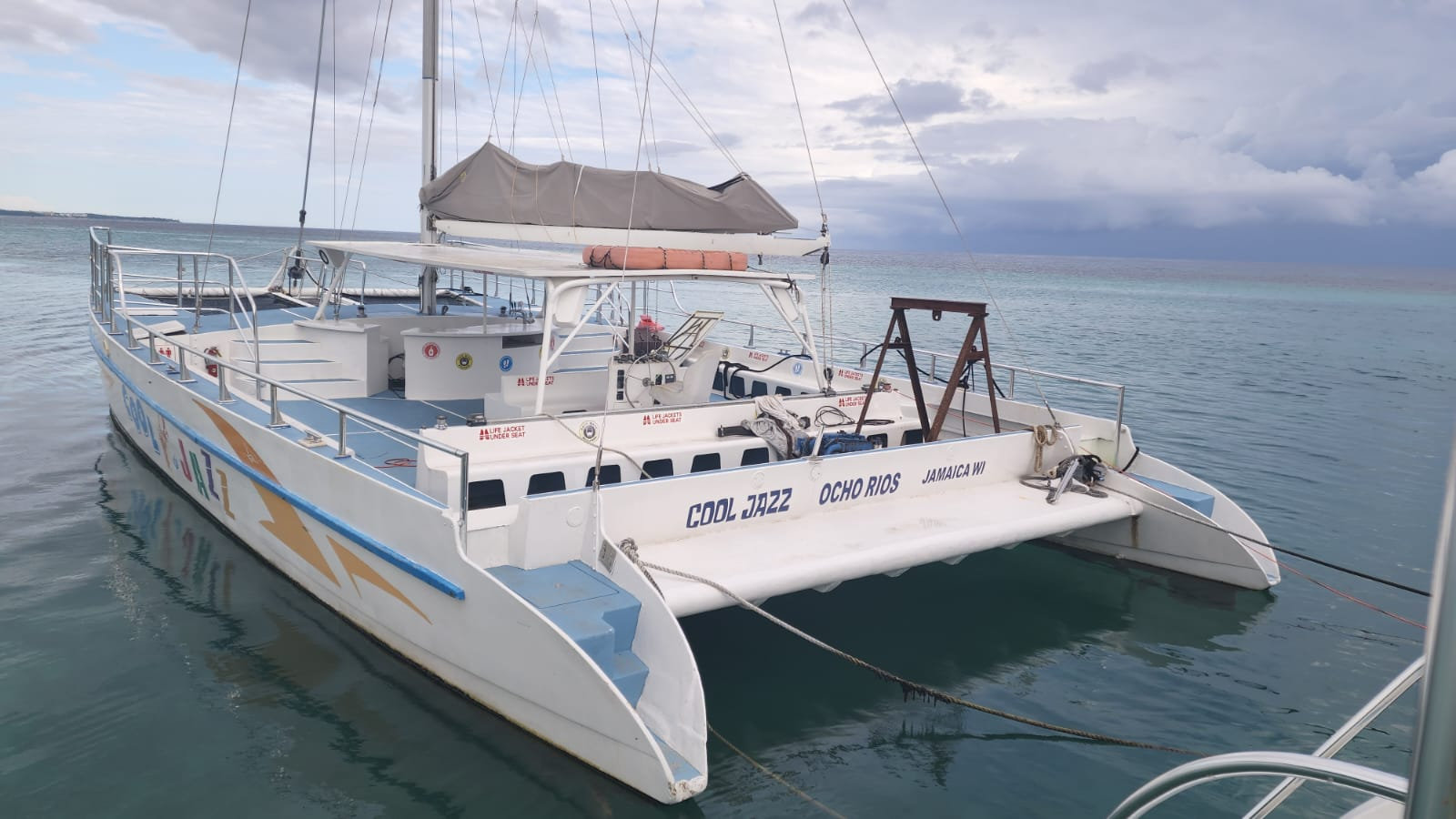 CATAMARAN PARTY BOAT. OCHO RIOS, JAMAICA