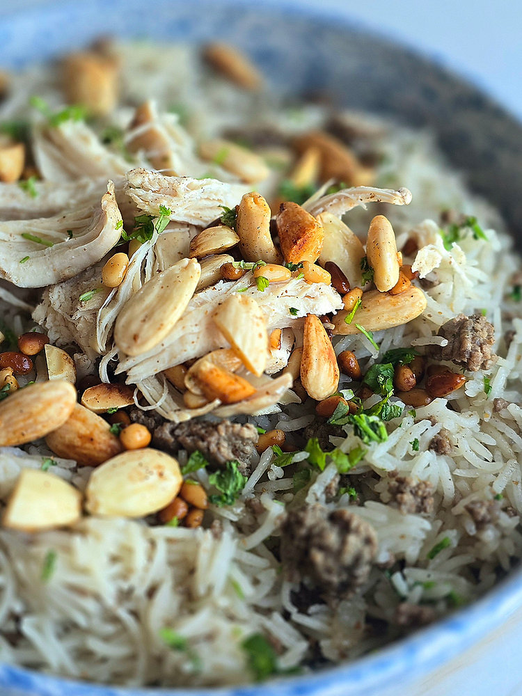 "Roz a djej": Libanese rijst met kip en rundvlees