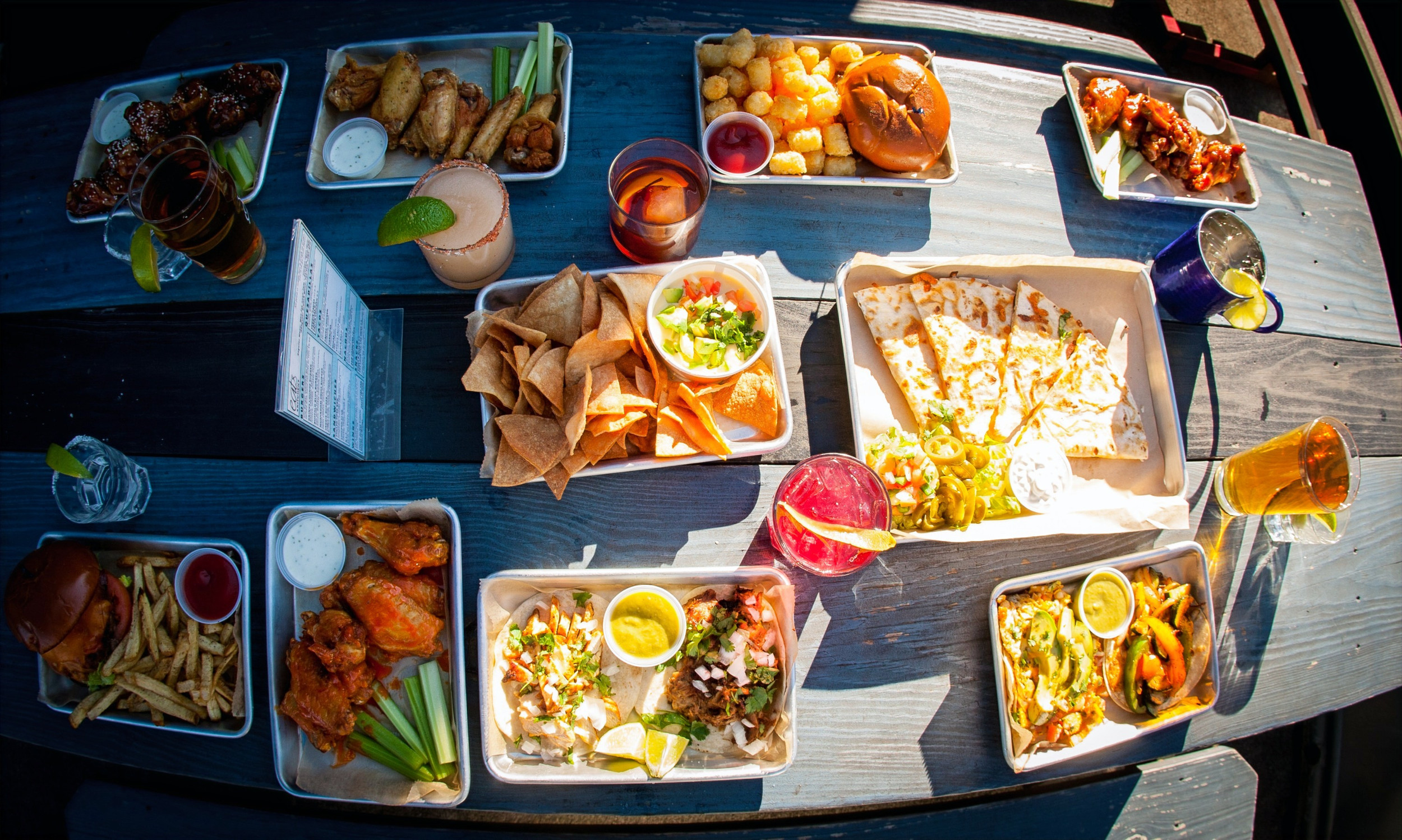 Food | Drinks Lounge