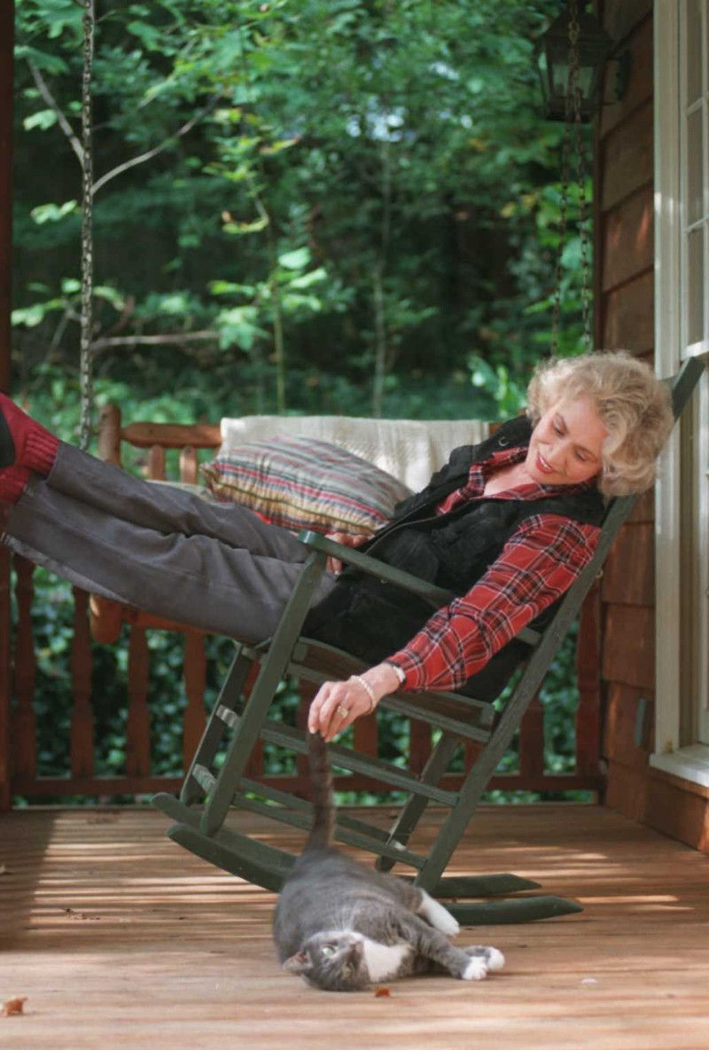 Atlanta: AJC— An Author's Tribute to Atlanta Writer: Anne Rivers ...