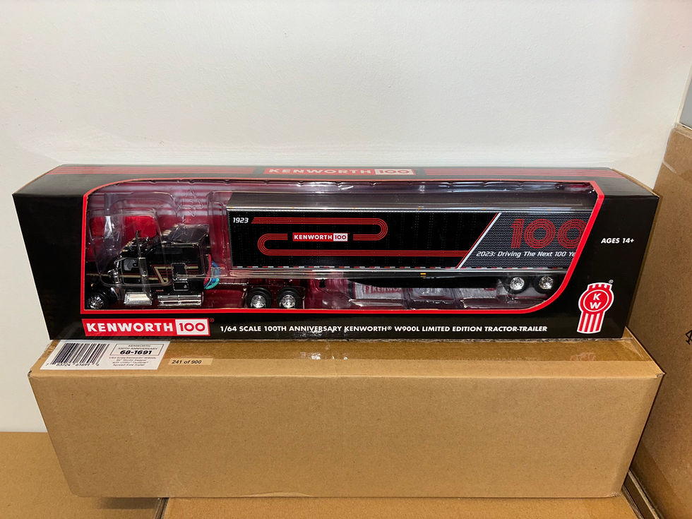 1/64 Scale Kenworth* W900L 86" Studio Sleeper with Utility Dry Goods ...
