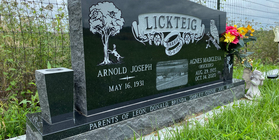 Monuments | Williams Monuments | United States