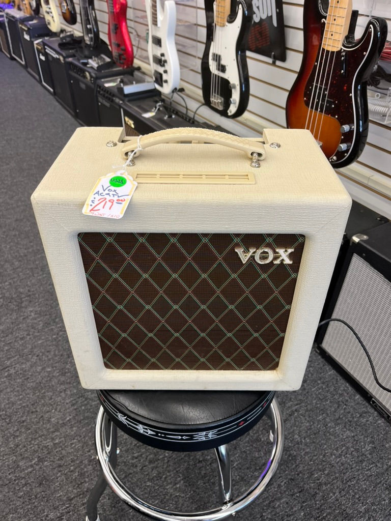 Vox AC4TV Tube 4 watt 1X10 Combo | Ron's Guitars