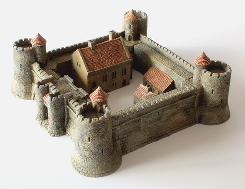 Small Square Castle | TotalBattleMins