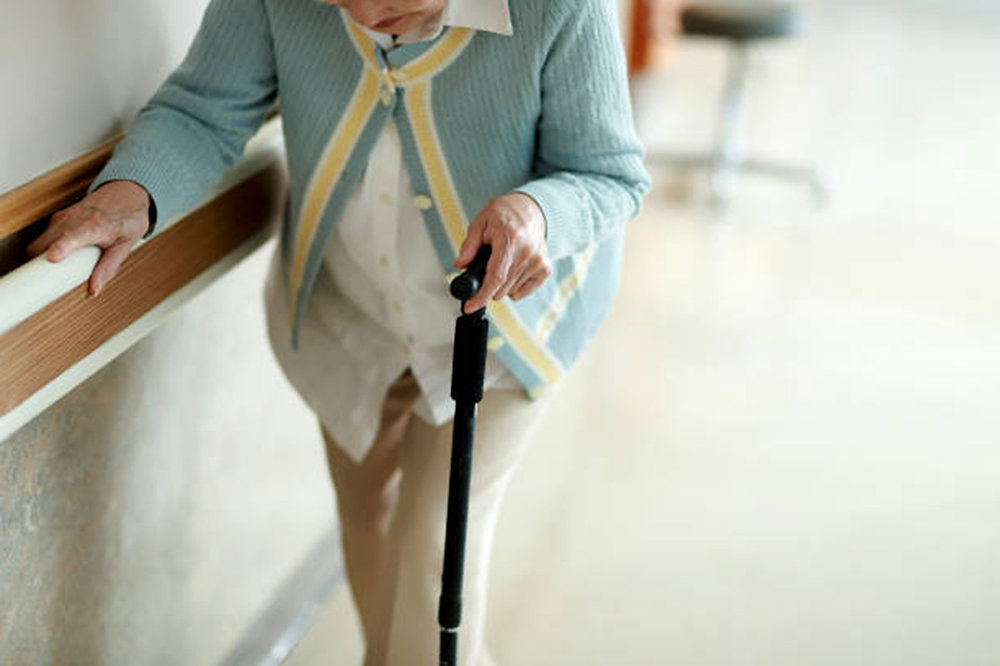Walkers vs Canes: Choosing the Safest Option Guide