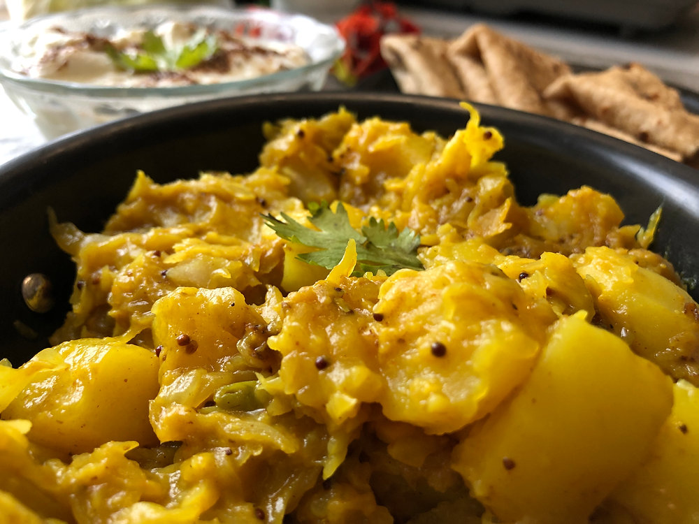 Cabbage Potato Sabzi | Patta Gobhi Aloo Ki Sabzi